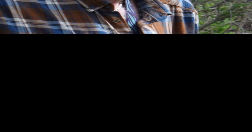 Dennis R. "Denny" Hospodarsky