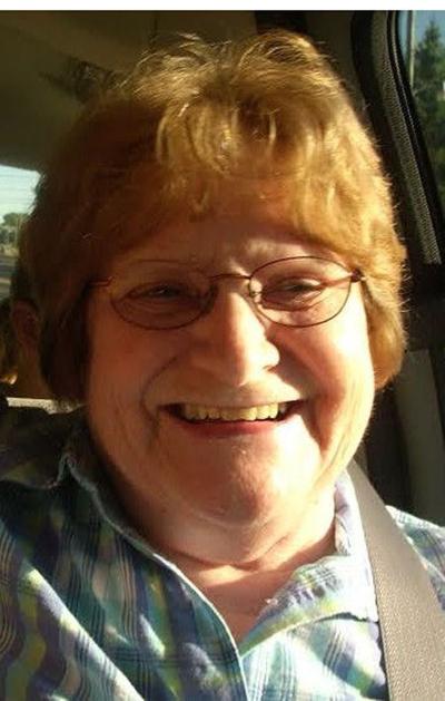 Beryl Davis (1940-2017)