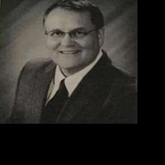 Gil Schultz announces CF council run, wants separate police/fire ...