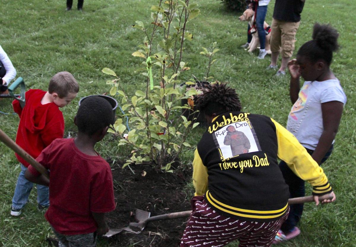 Homicide victims honored on National Day of Remembrance | Crime and ...