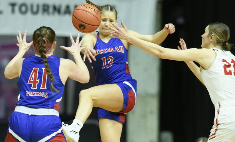 Girls' State Basketball: Decorah can't maintain fast start, fall in 4A ...