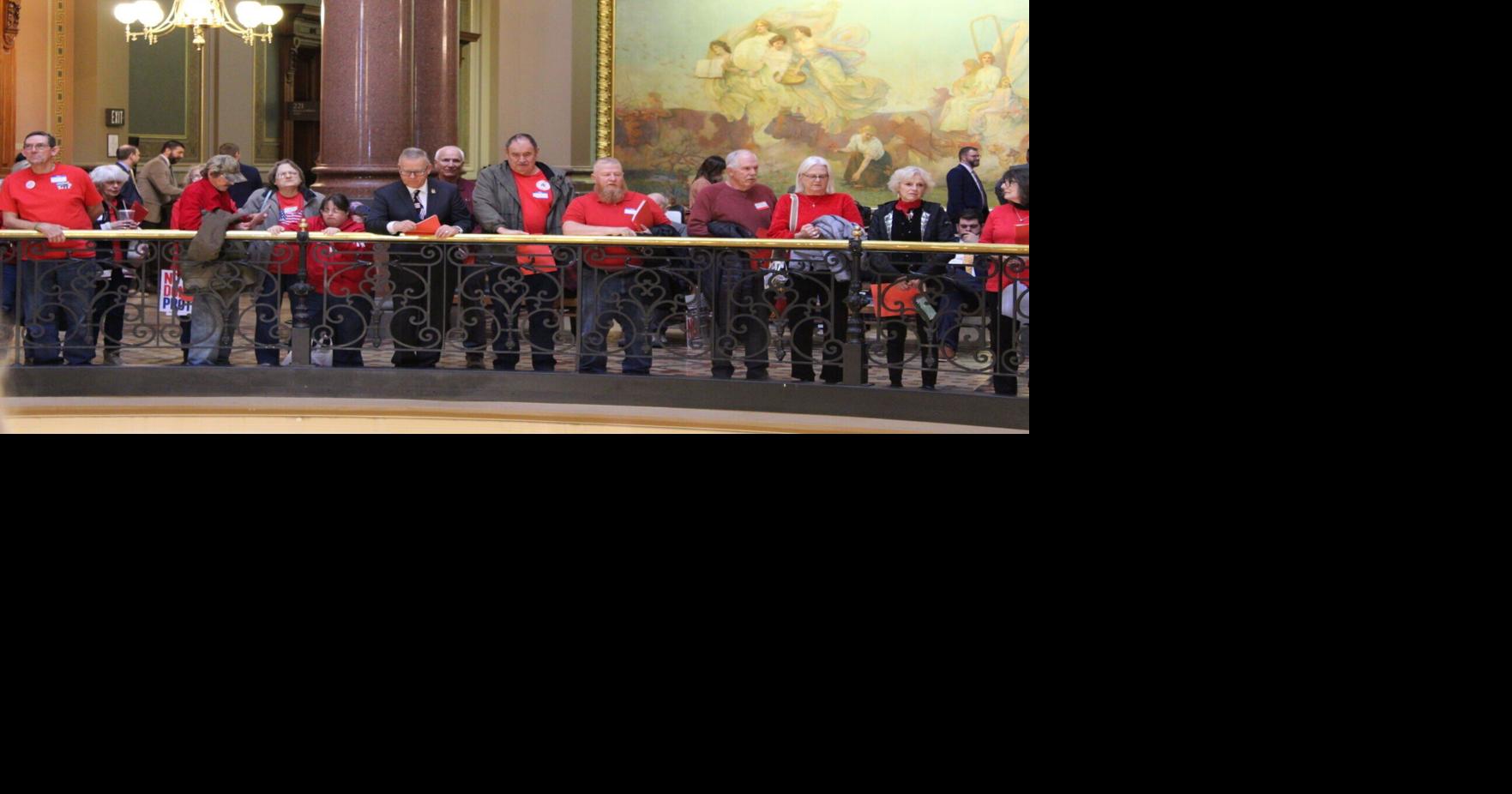 Iowa lawmakers advance first eminent domain bill of 2026