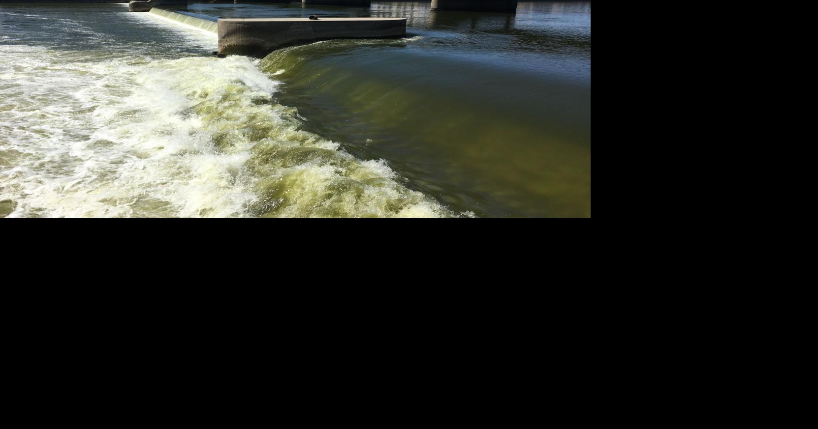 Waterloo to begin deflating Cedar River dam Oct. 20
