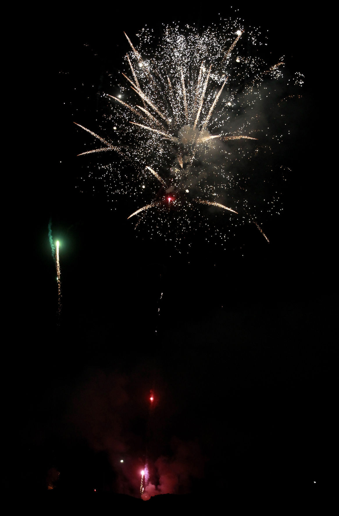 Fireworks highlight Pinnacle Prairie growth | Local News | wcfcourier.com