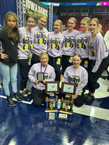 Waverly-Shell Rock Dance Team wins two trophies at state championships