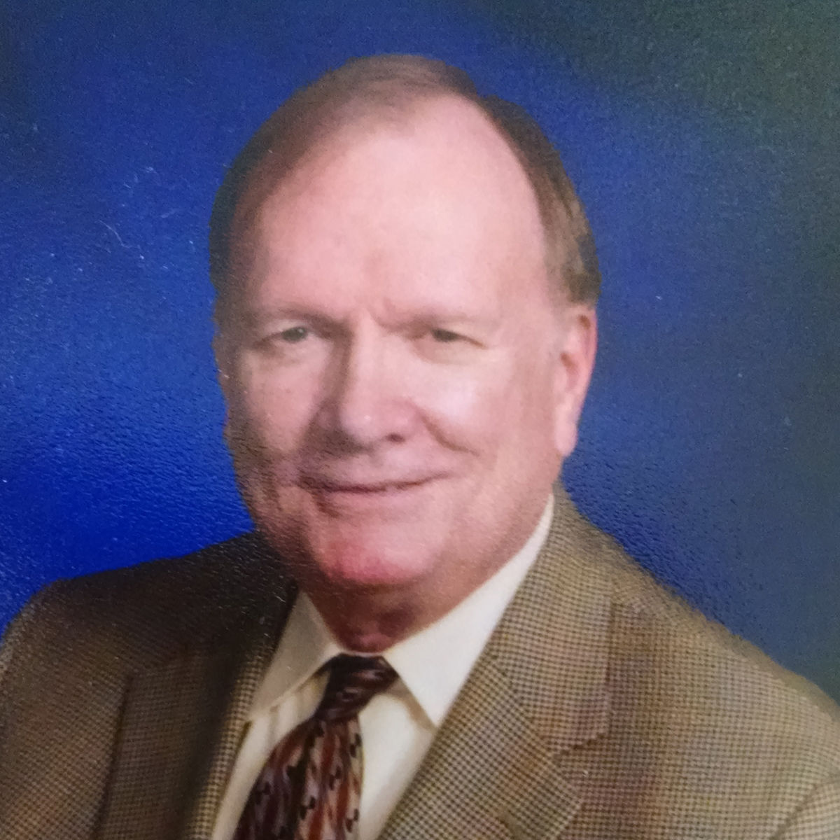 Dr. David Kabel