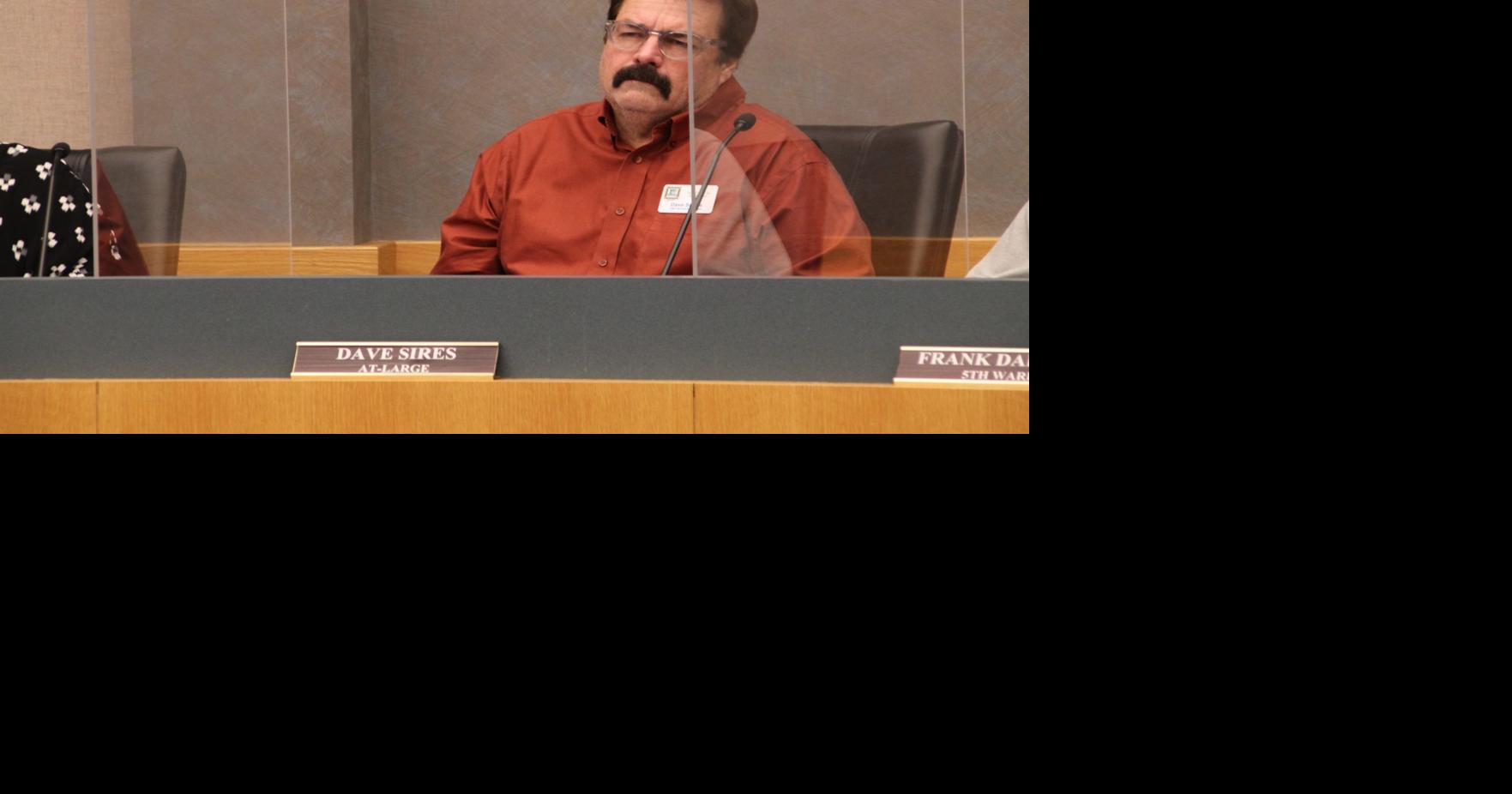 After motion fails, Cedar Falls Councilor Dave Sires 'gives up' fight ...