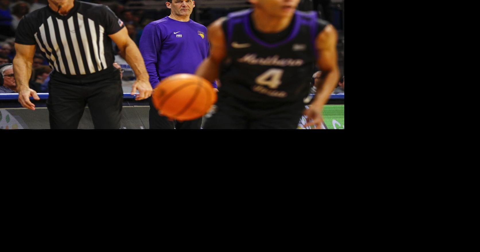 College Basketball: Jacobson: ‘We didn’t play hard enough’