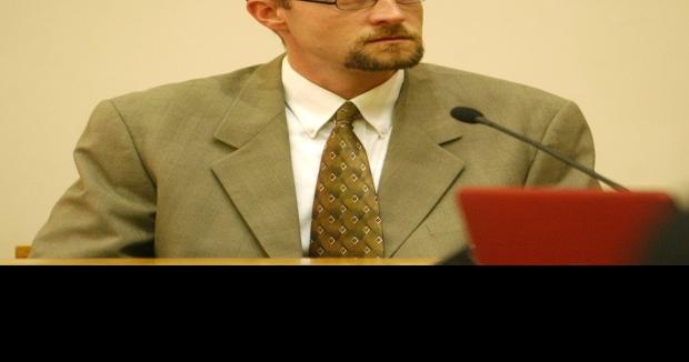 NEW PICTURES: Former Floyd County attorney Marzen testifies in hearing ...