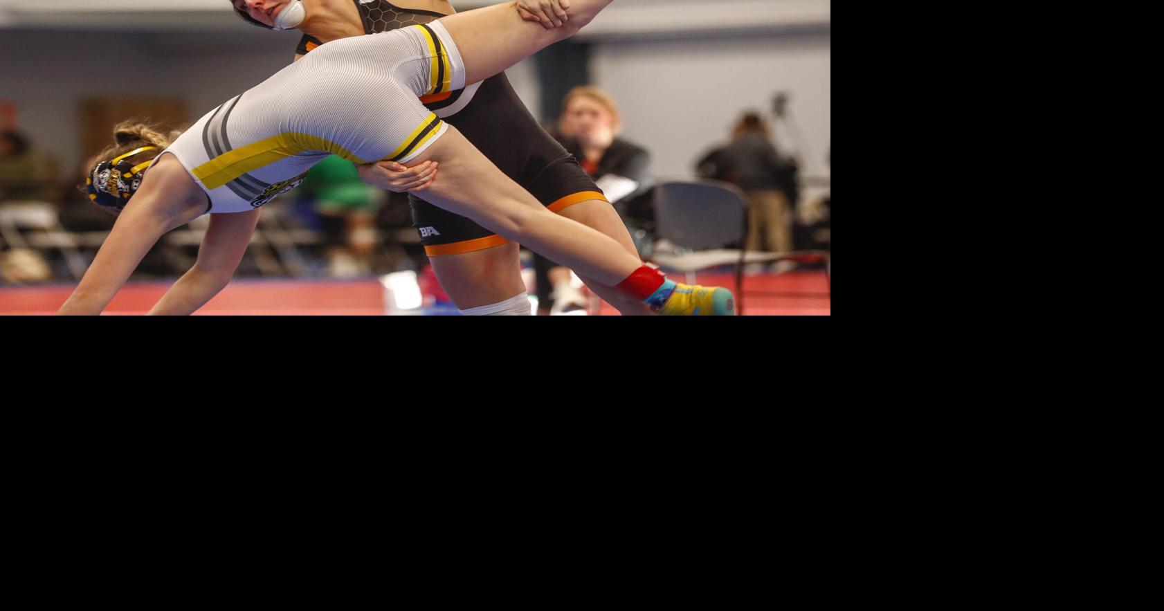 High School Wrestling: Northeast Iowa girls shine at Super Regionals