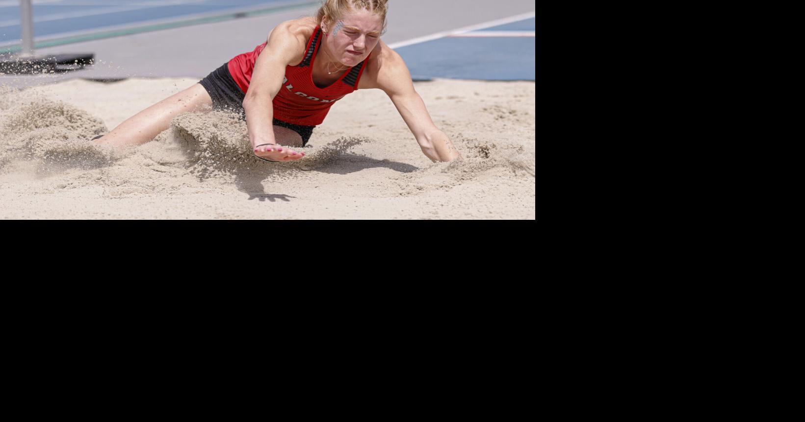 A-P’s Mohwinkle ties own school record, wins 2A long jump