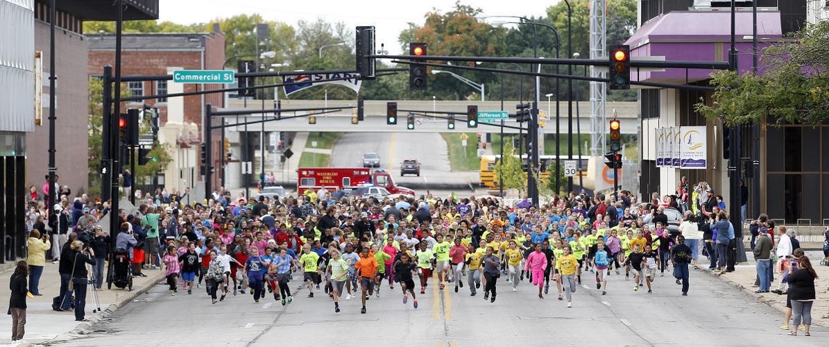 Waterloo fourth graders in Mayor's Fun Run Thursday downtown
