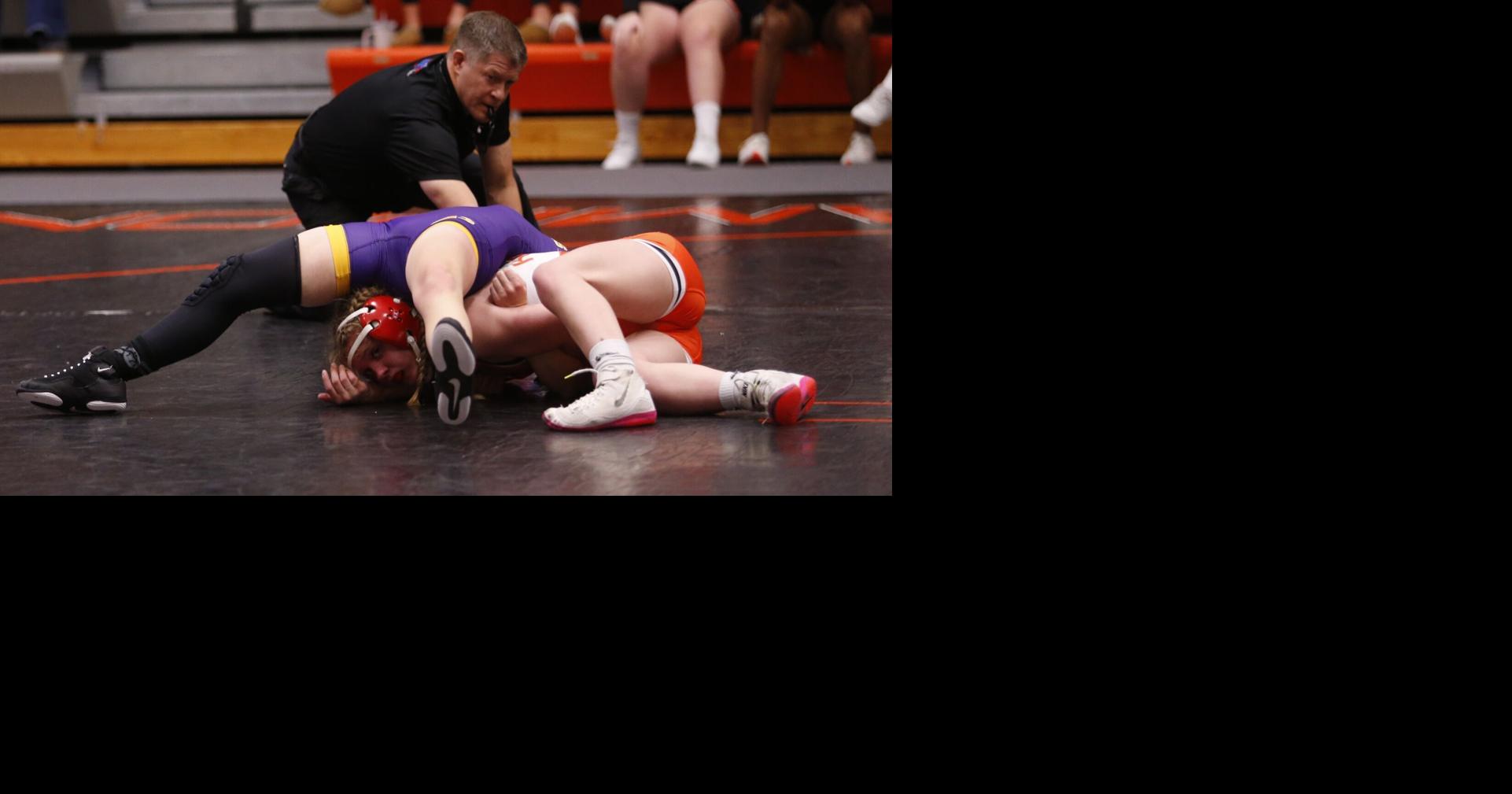 Program's first home dual a hit for Wartburg College