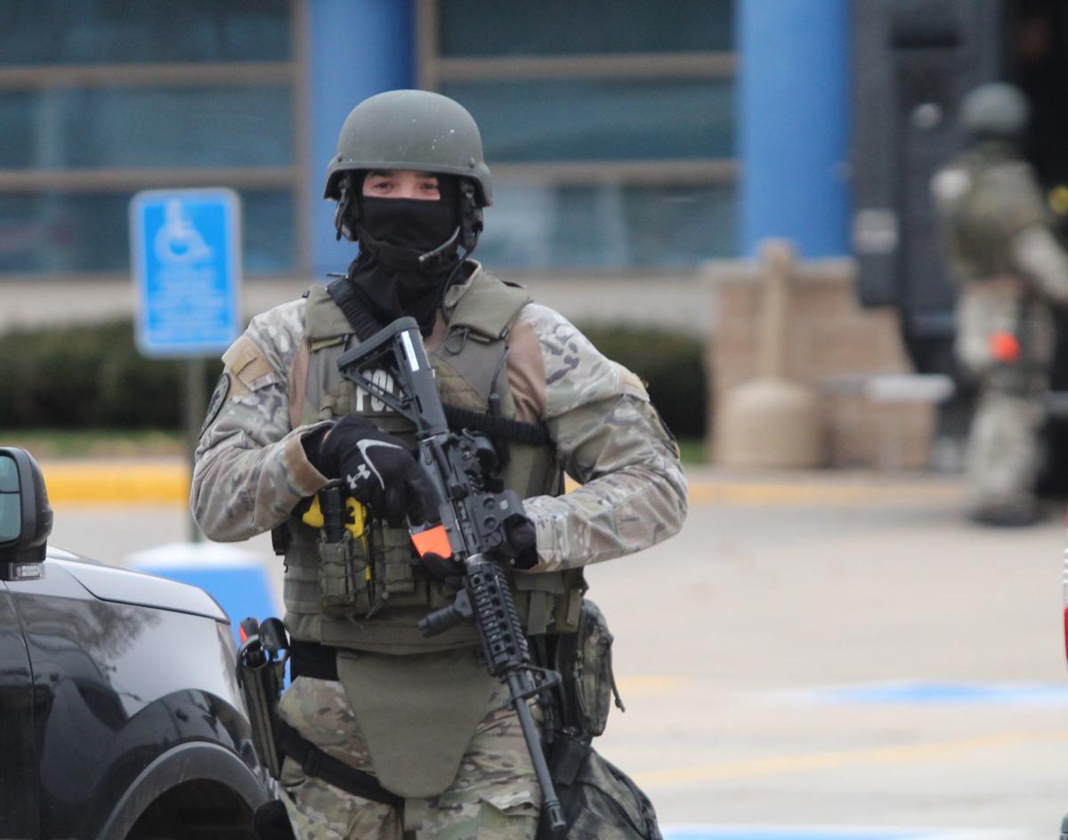 Tactical teams work together in Waterloo joint training exercise ...