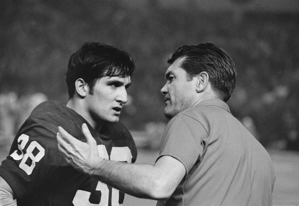 UPDATE: Iowa legend Hayden Fry dies