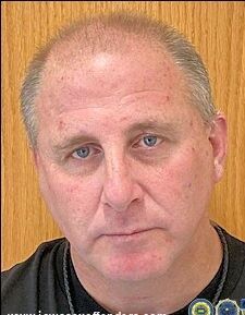 Waterloo sex offender arrested for allegedly staying in Dysart