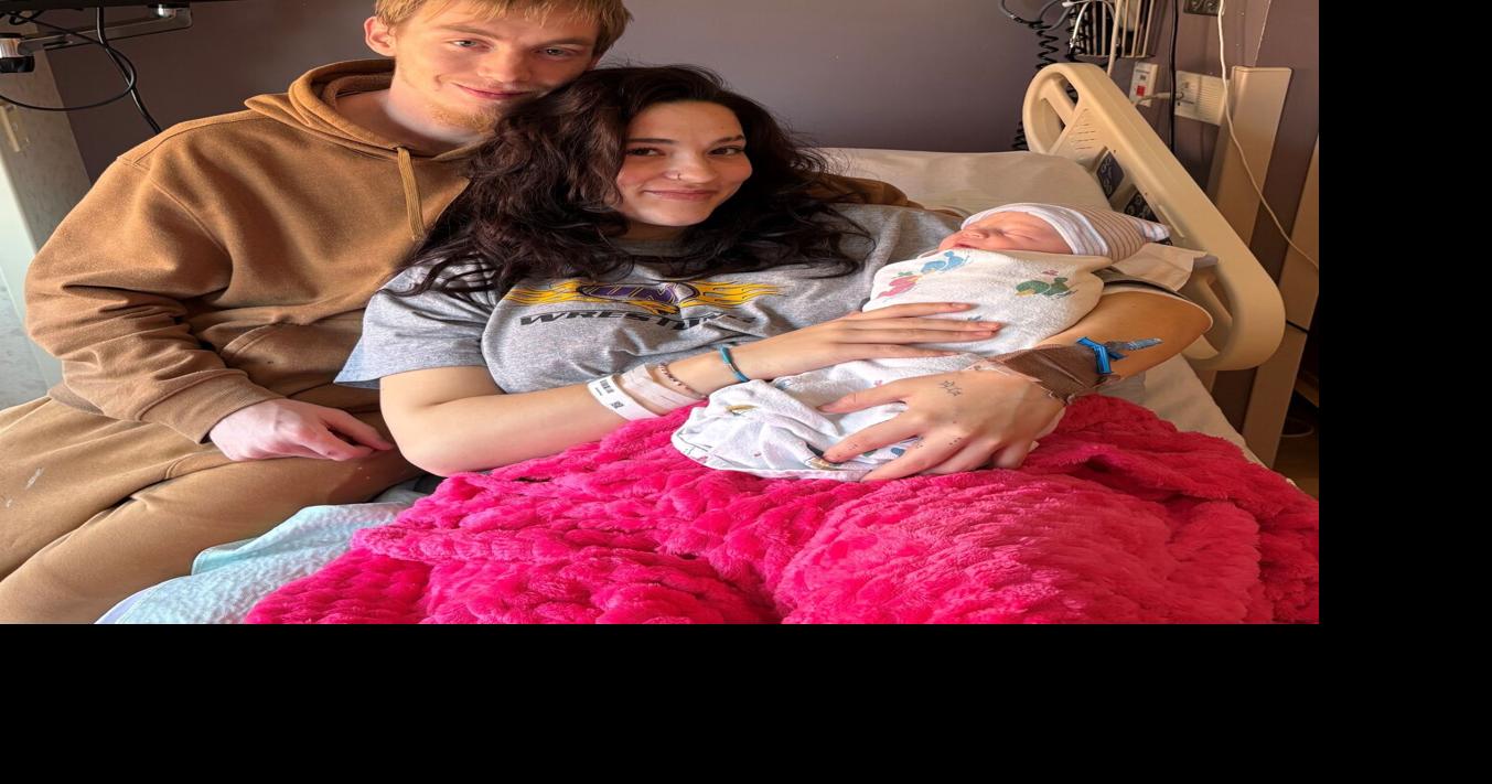 UnityPoint -- Allen Hospital welcomes first baby of 2026