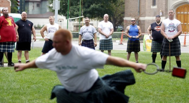 Iowa Irish Fest brings games, music to downtown Waterloo