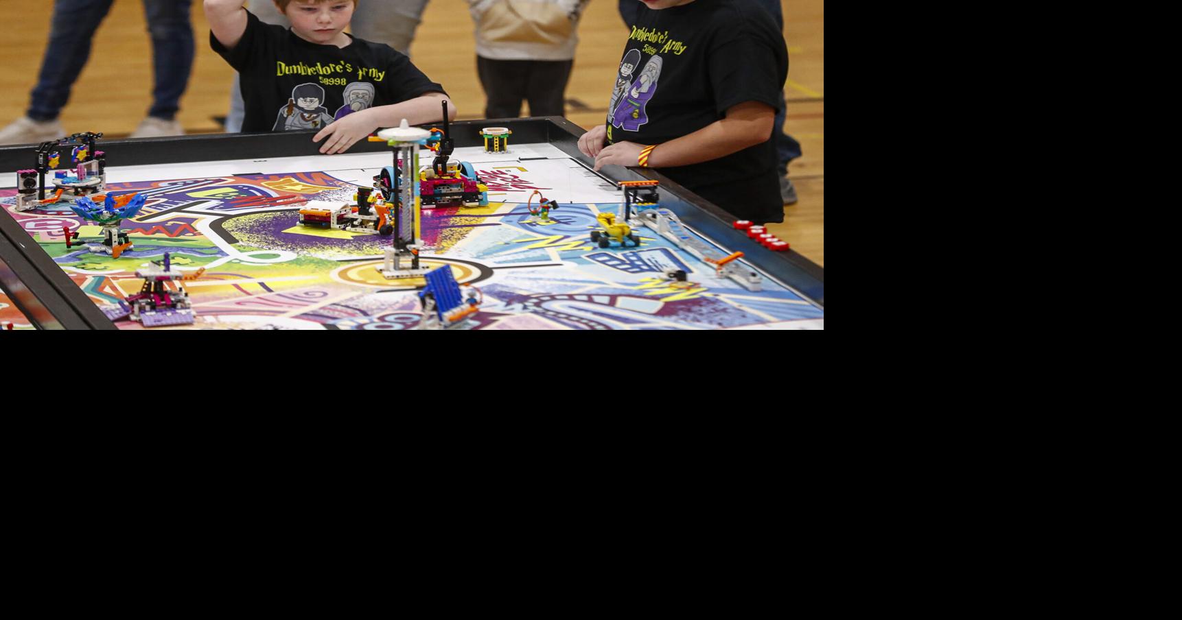Hoover Middle School hosts FIRST Lego League competition