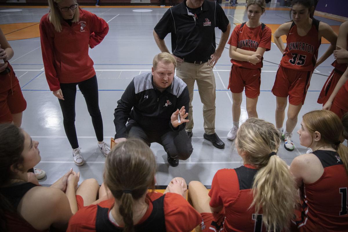 Dunkerton girls beat Valley Lutheran in 61-9 knockout