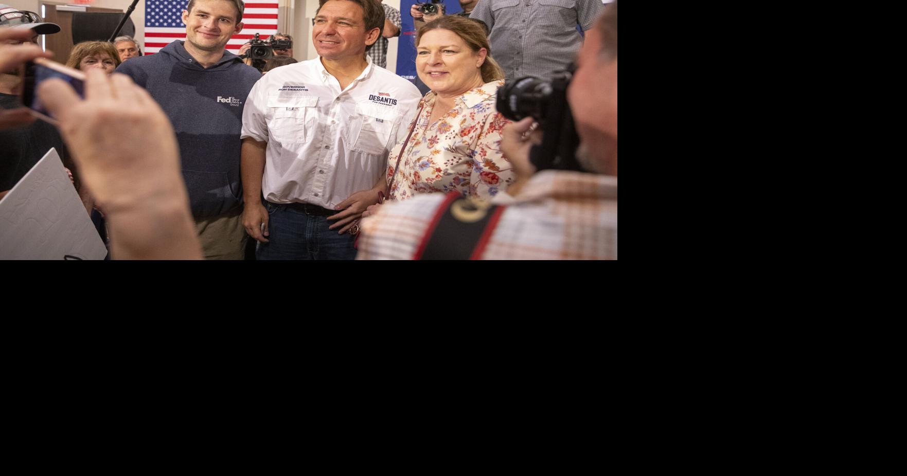 DeSantis holds Sunday meet and greet at Waterloo restaurant
