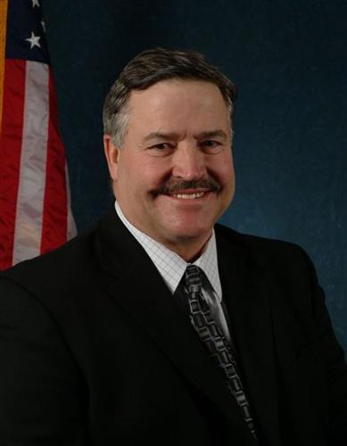 Craig Lang re-elected president of Iowa Board of Regents