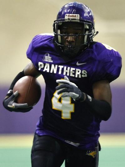 Football: Former Panther Johnny Gray signs with Cedar Rapids indoor team