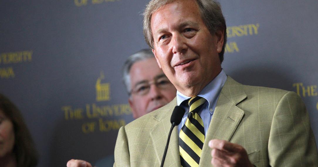 Unversity of Iowa fall semester: Online after Thanksgiving