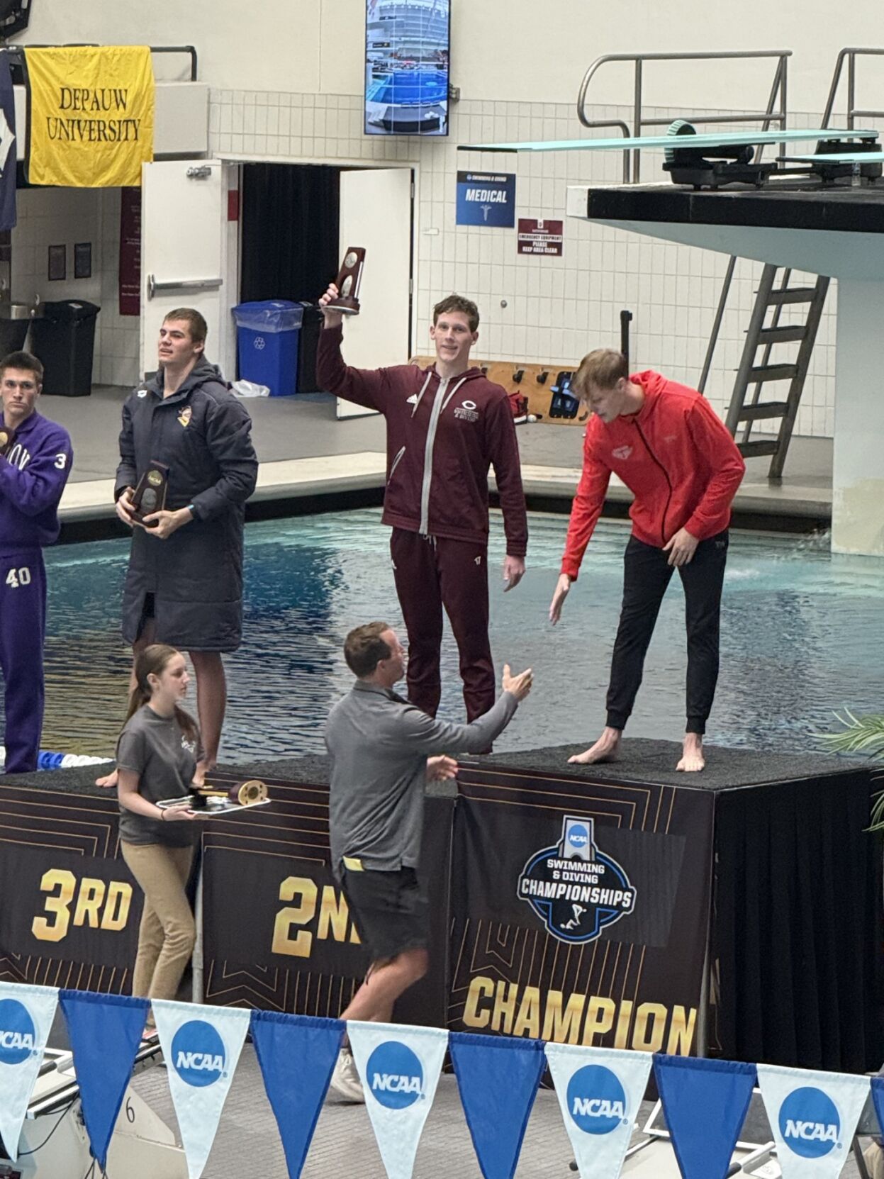 Former CF swimmer starring at the Division III swimming