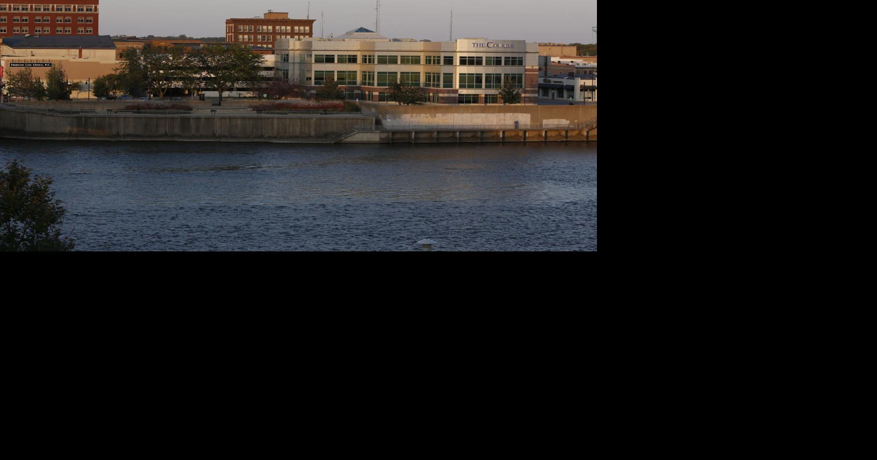 Waterloo City Hall to move to former Courier building
