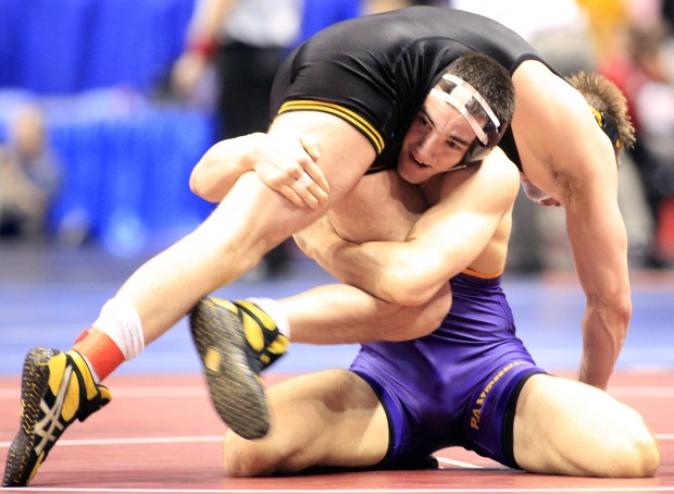 Bonin and Loder with huge wins for UNI, Hawks in fourth