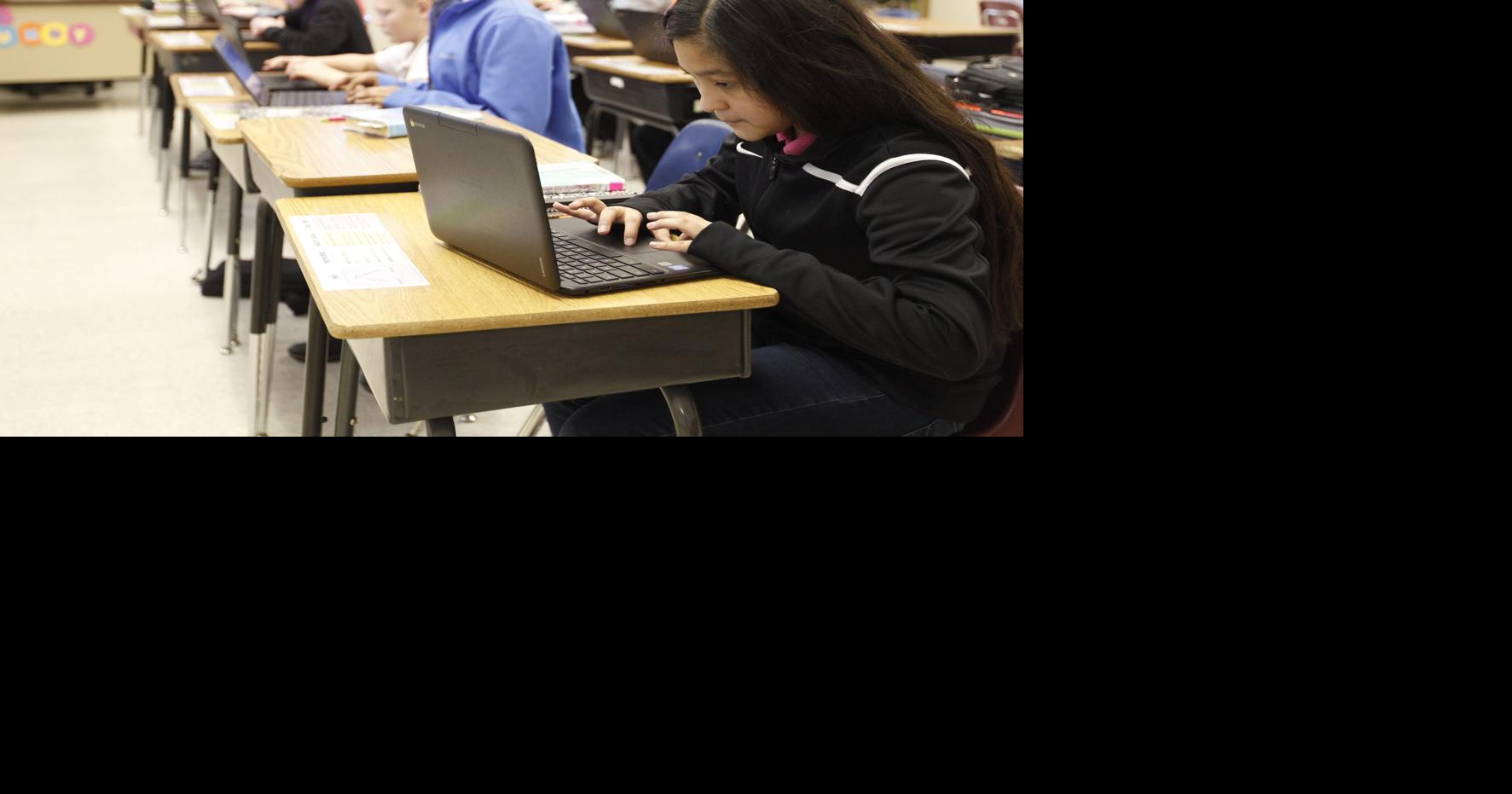 Waterloo Schools to spend thousands on replacement laptops