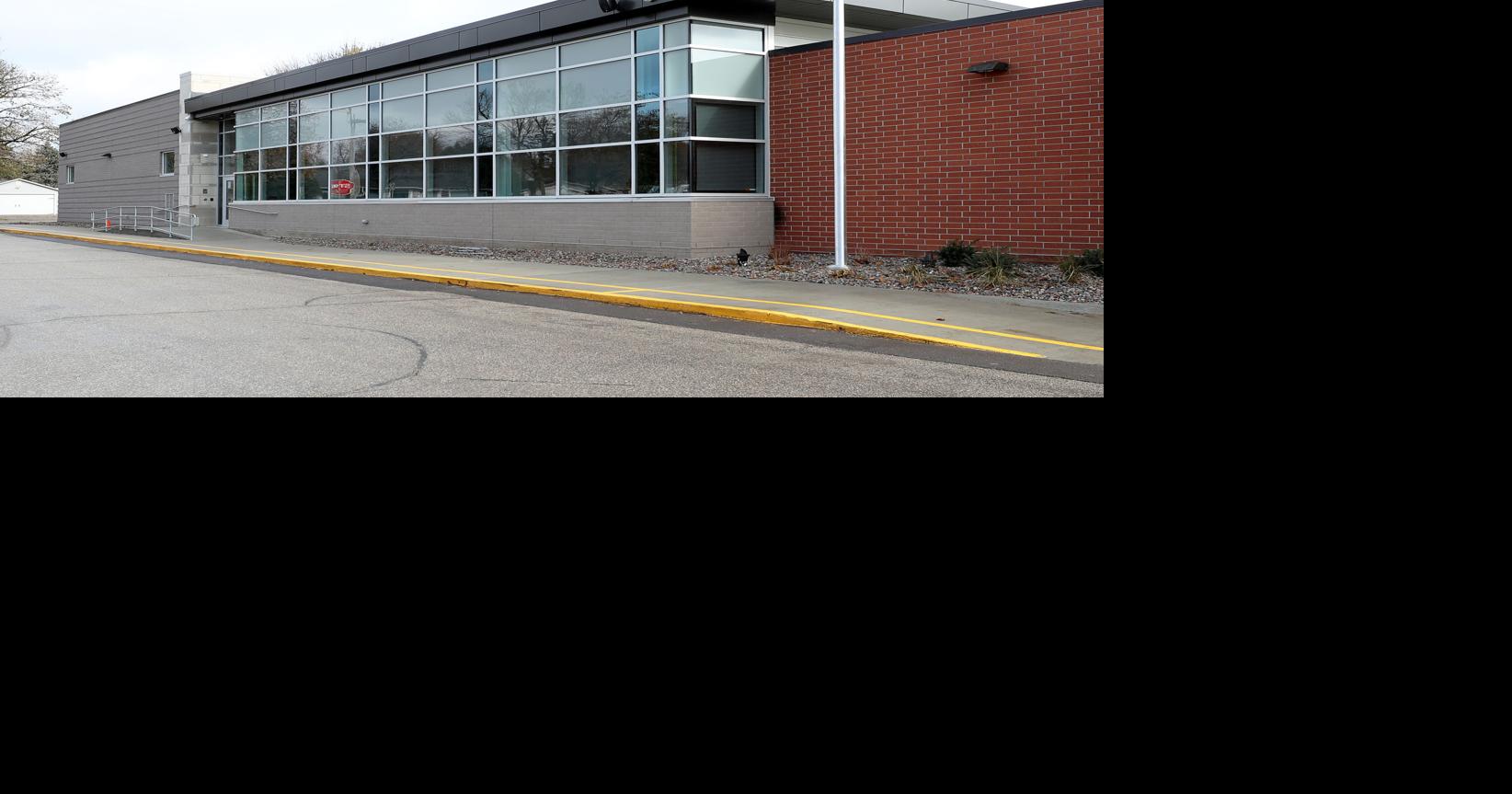 Cedar Falls school district agrees to $195,000 settlement over alleged ...