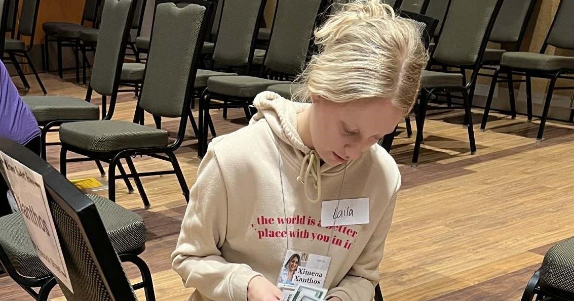 Northern Iowa students participate in poverty simulation