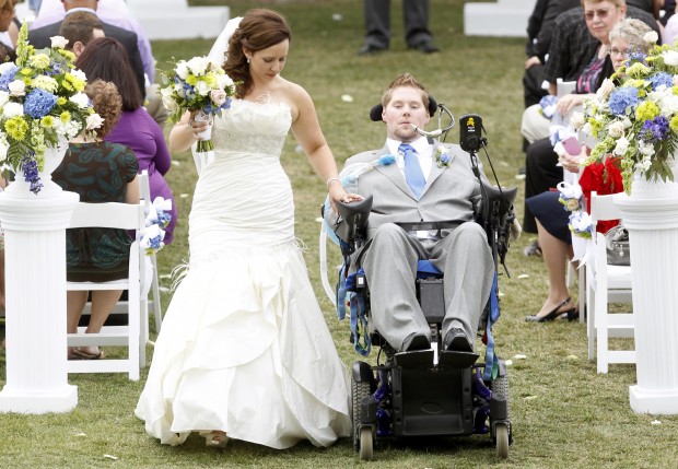 Groom injured at wedding 60 photos - Astyledwedding.com