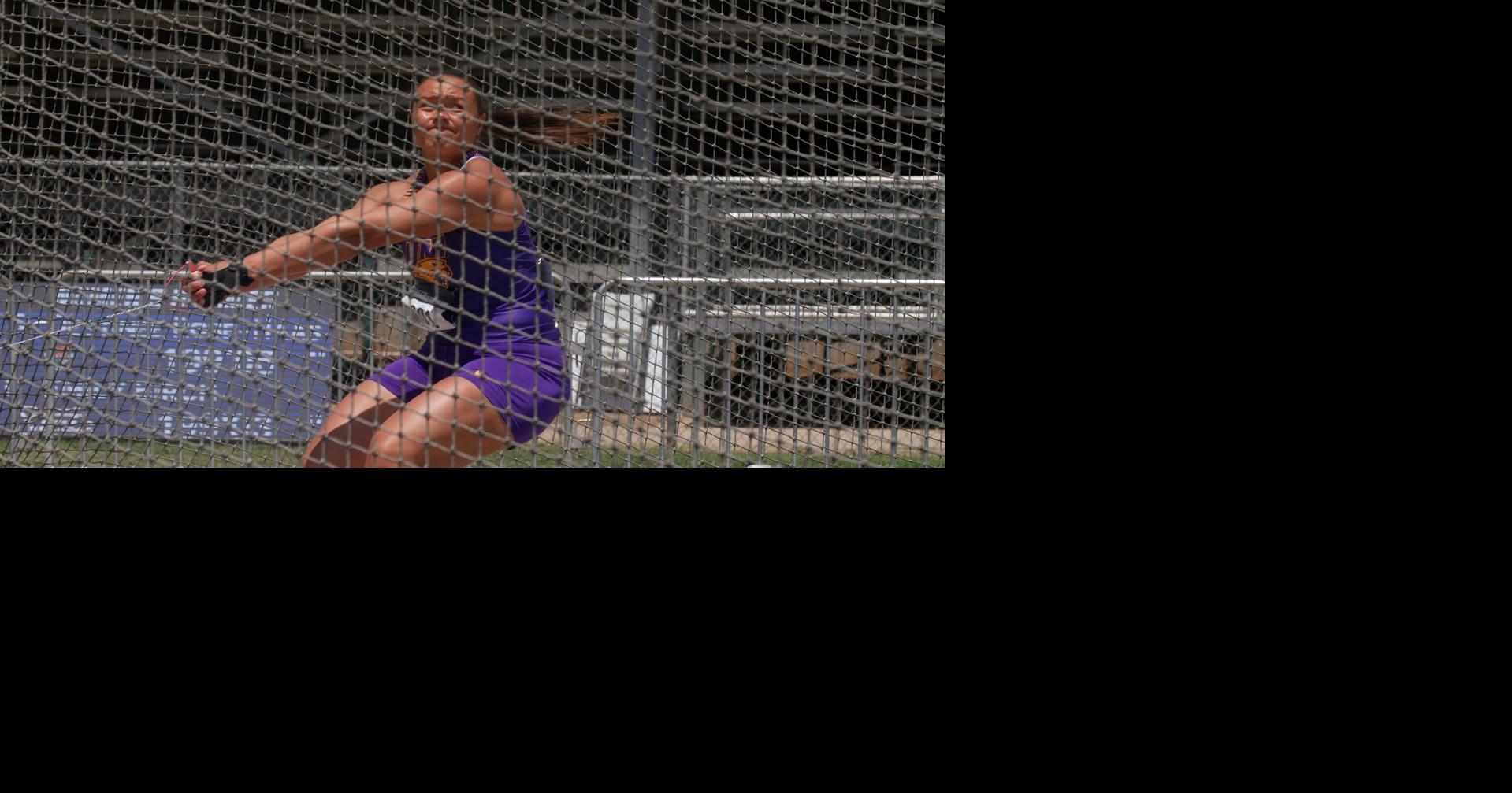College Track & Field: Shavers demolishes goals at UNI