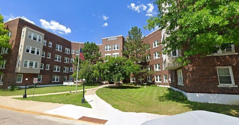 Tenants of Iowa senior-living complex sue over alleged bed bug infestation