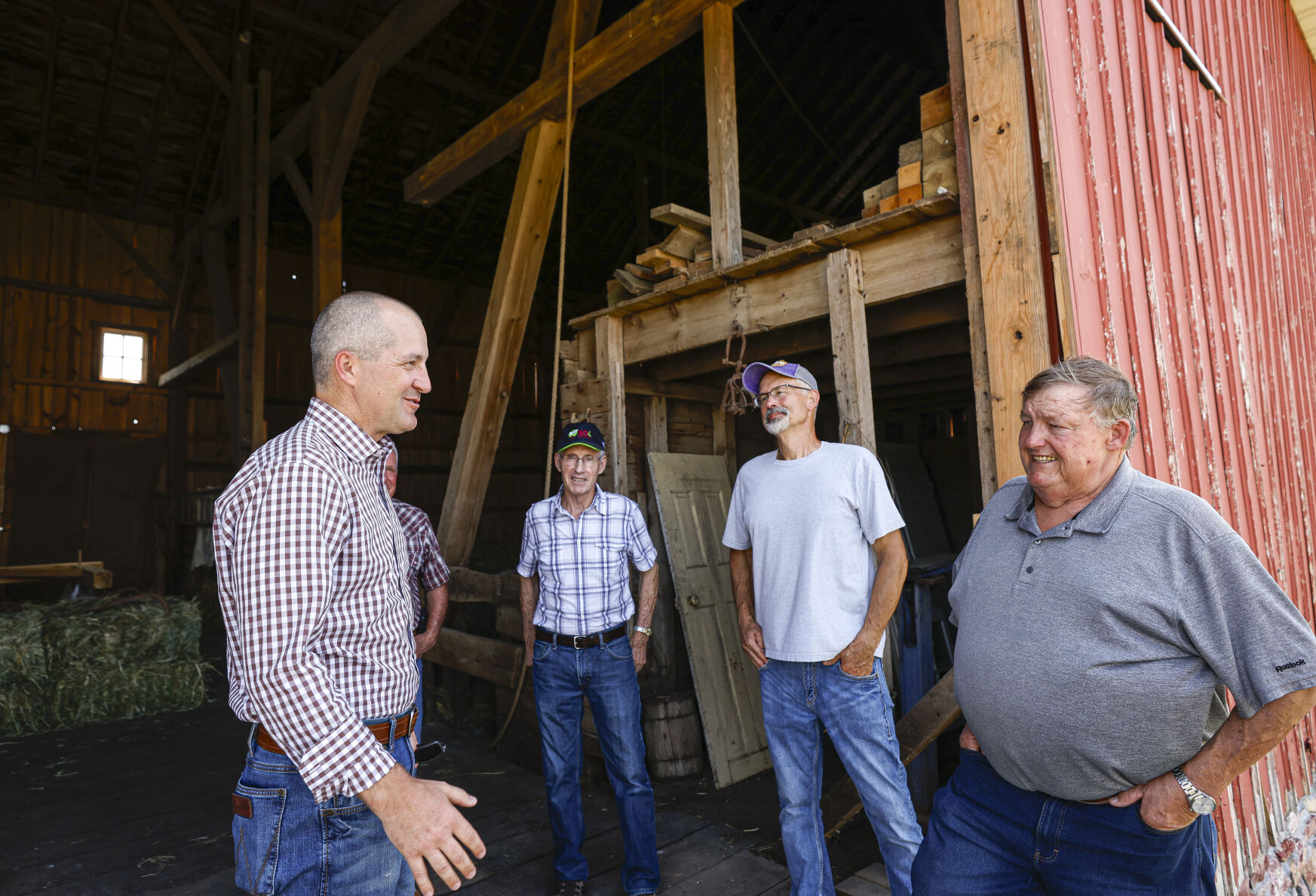 Iowa Agriculture Secretary Mike Naig visits Waterloo farm