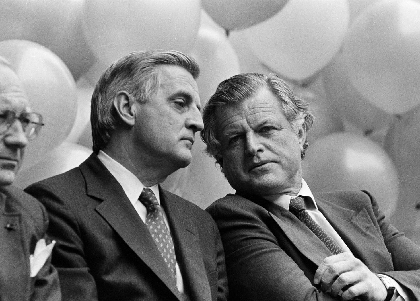 Photos: Liberal icon Walter Mondale remembered | | wcfcourier.com