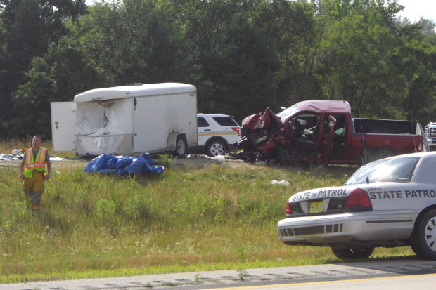 NAMES RELEASED: 1 dead in crash on Highway 218 north of Janesville