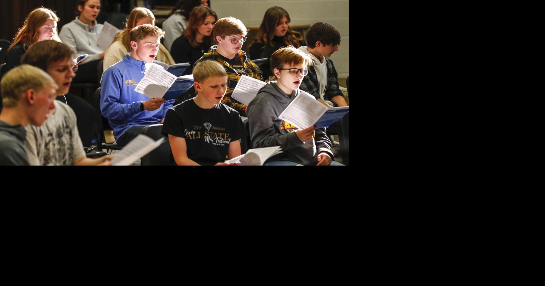 Waverly-Shell Rock choir joins Wartburg Community Symphony, area choirs ...