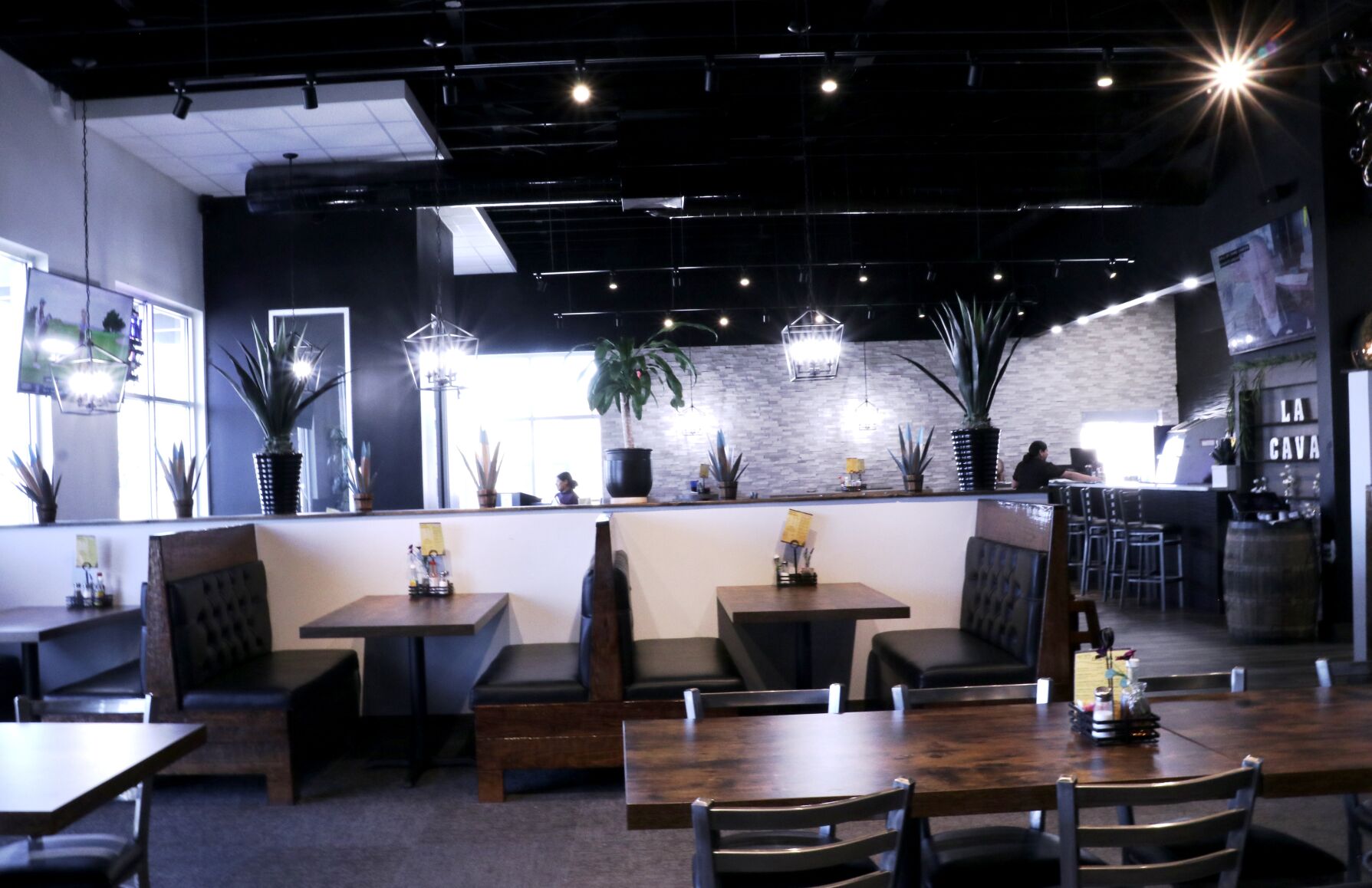 Business booming at La Cava Mexican restaurant in Waterloo