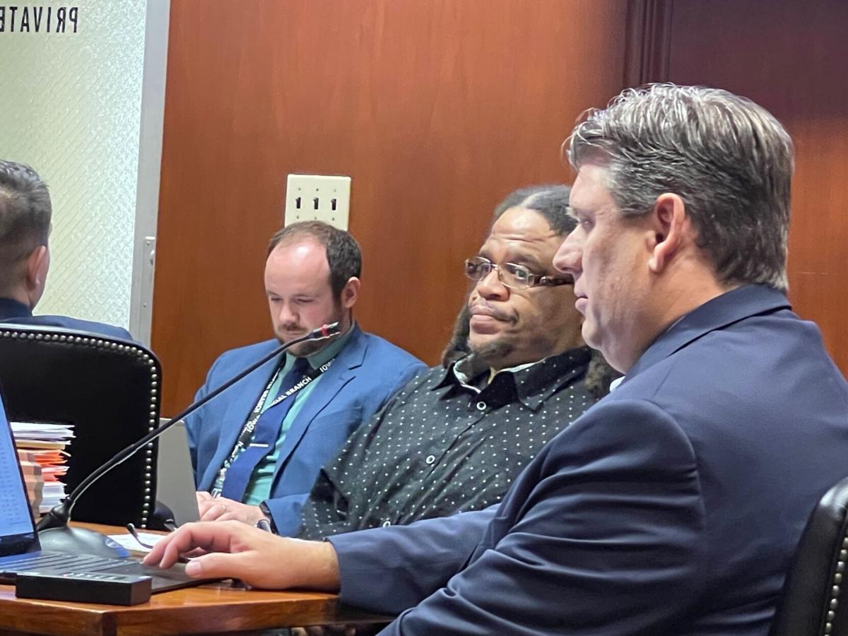 Dinkins trial: Blood, fingerprint evidence was scarce