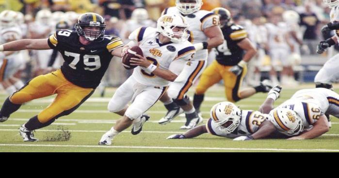 Competitive spring game expected for Hawkeyes