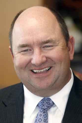 Hy-Vee president named chairman, CEO