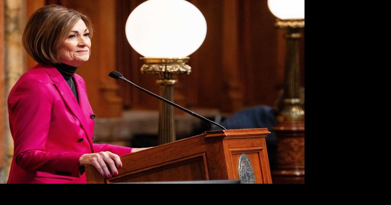 Gov. Reynolds proposes Iowa K-12 classroom cellphone ban