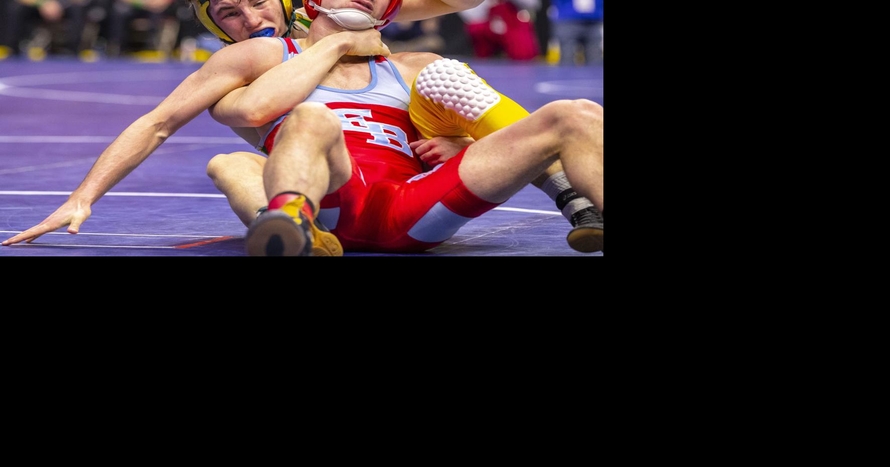 Columbus freshmen Magayna on brink of Waterloo wrestling history