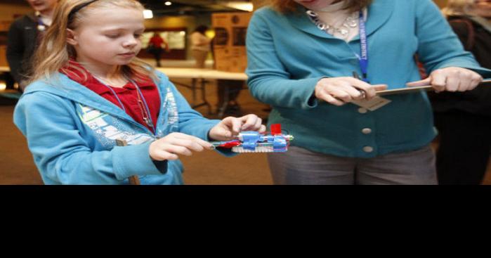 Waterloo middle school science fair winners announced