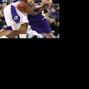 Lucas O'Rear returns from summer of baseball; focus now on hoops