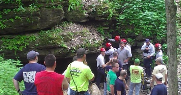 UPDATE: Rescuers free man stuck overnight in Iowa cave